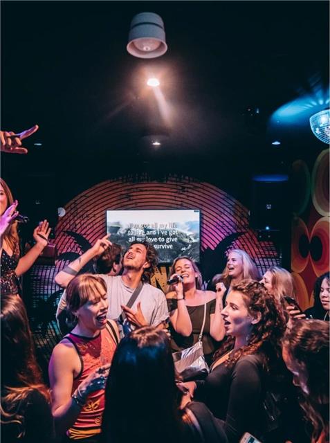 AMG Karaoke, Buenos Aires, Argentina